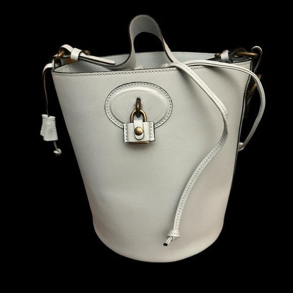 Alberto Bellucci | Bags | A Bellucci Italia Bucket Italian Leather Bag ...